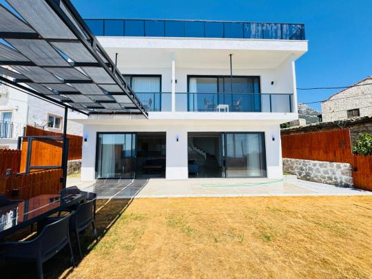 Suit Beray | Süper Villam